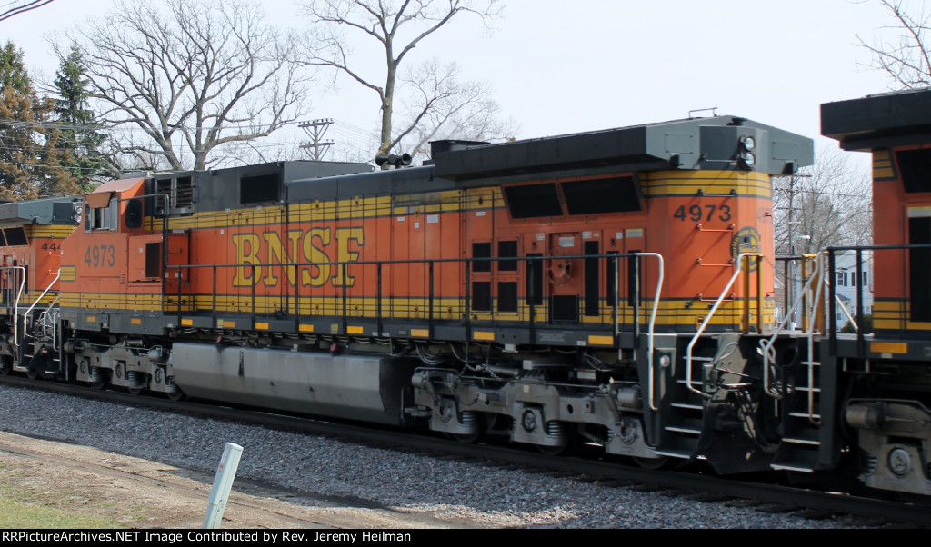 BNSF 4973 (1)